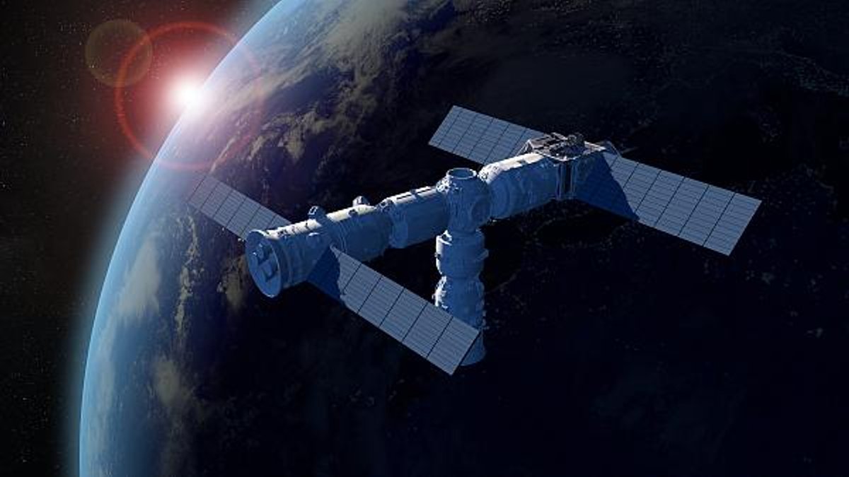 First Image Successfully Transmitted from OmanSat, China's First ...