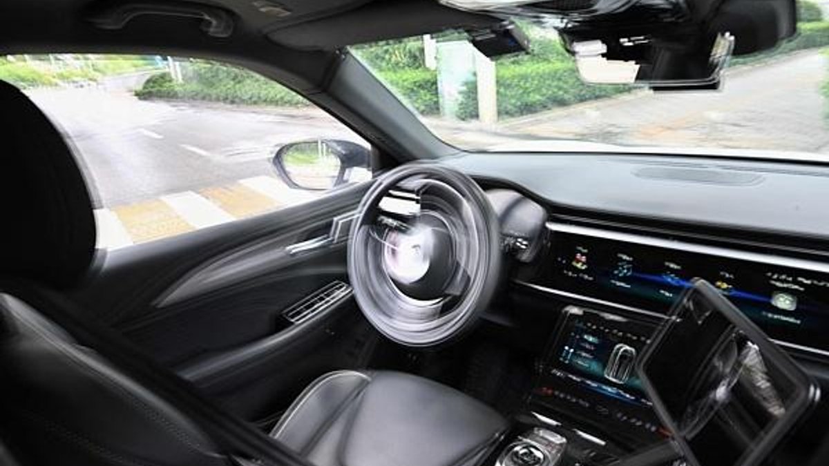 Baidu's Sixth-Generation Autonomous Car RT6 Now Costs 250,000 RMB Each ...