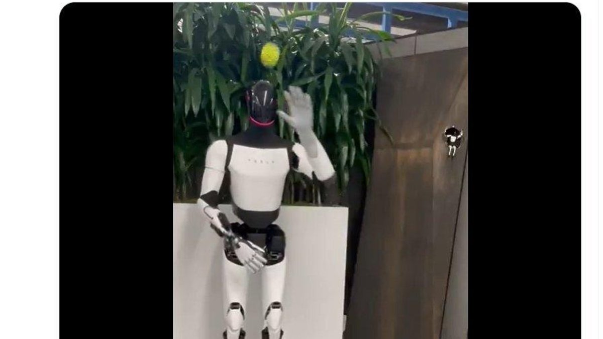 Tesla Robot Milestone: 22-Degree of Freedom Agile Hand Unveiled | AsianFin